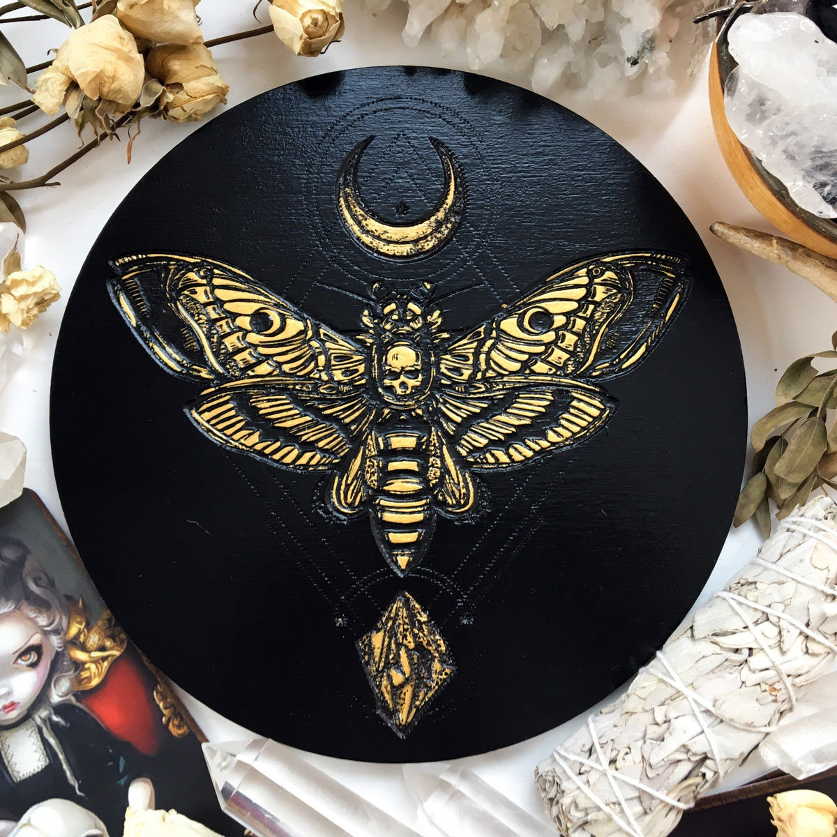 Golden Death's head moth - Altar pentacle