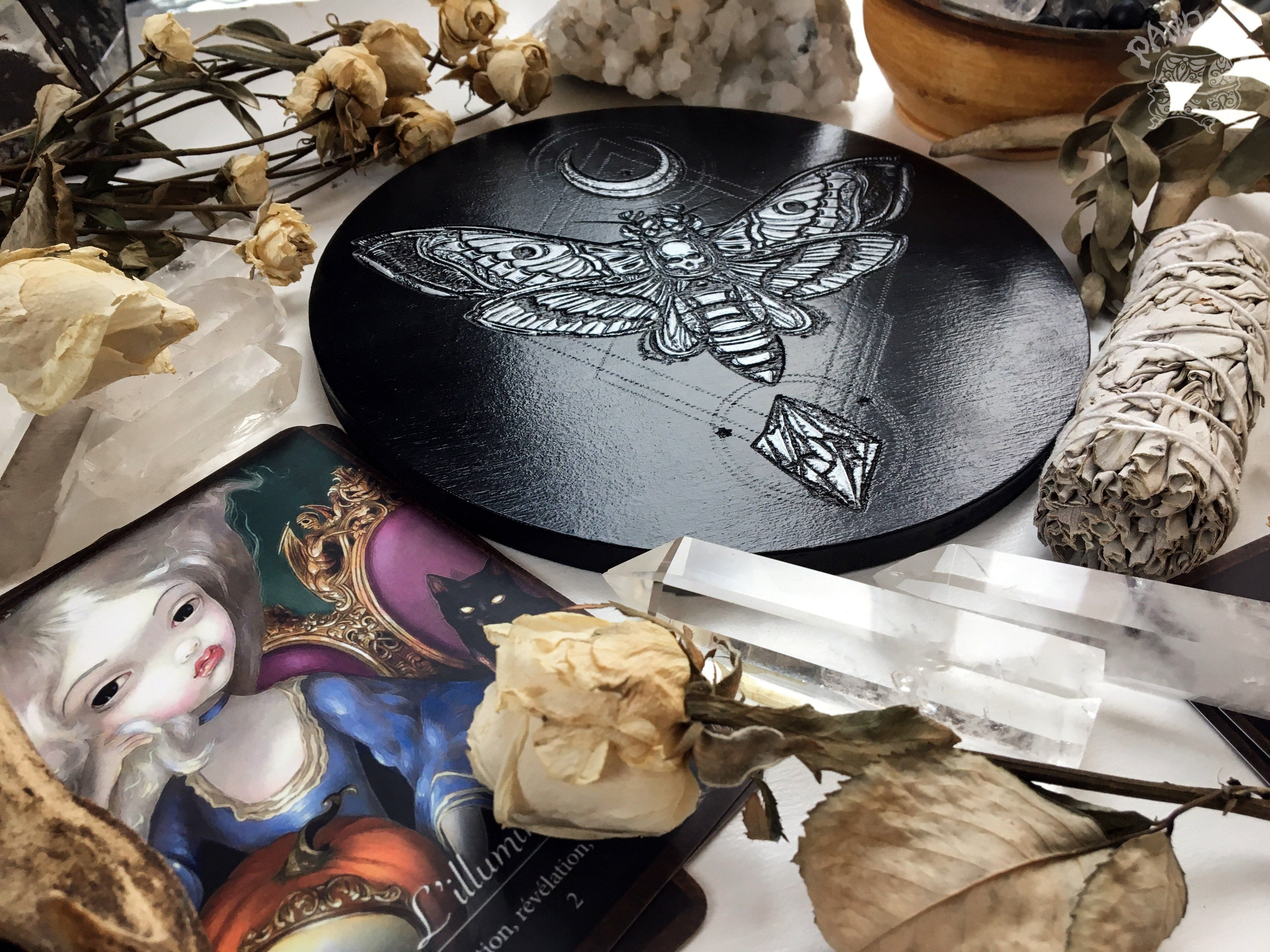 Silver Death's head moth - Altar pentacle