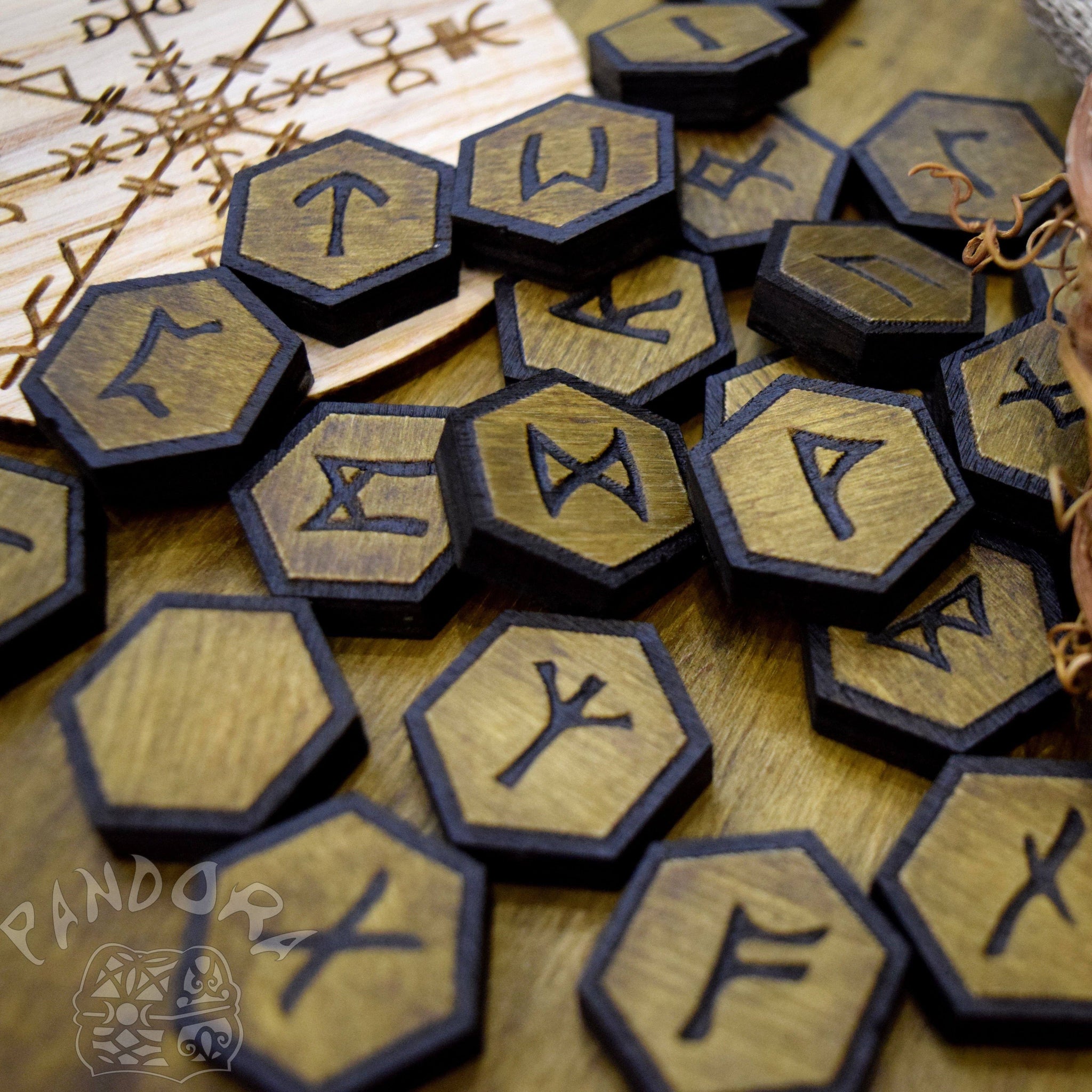Runes Elder Futhark - Dark wood