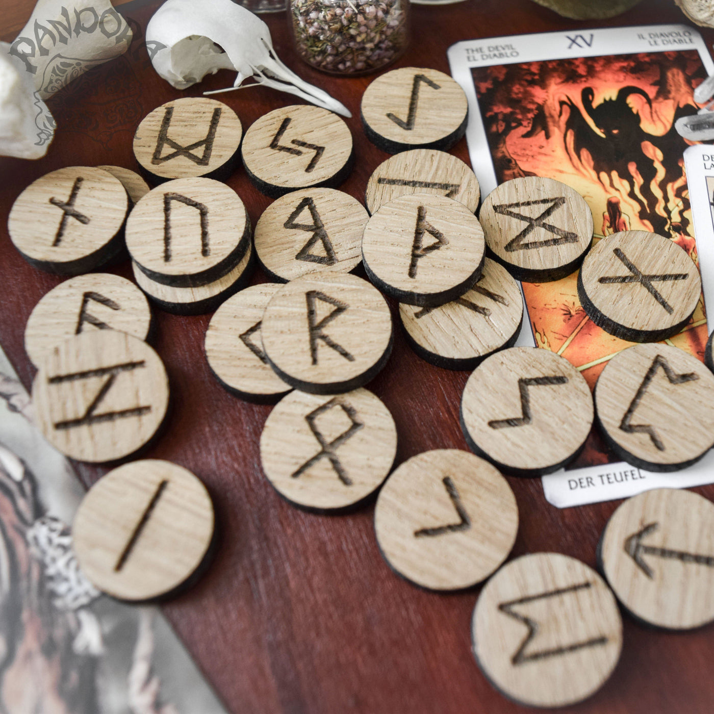Round Runes - Oak wood